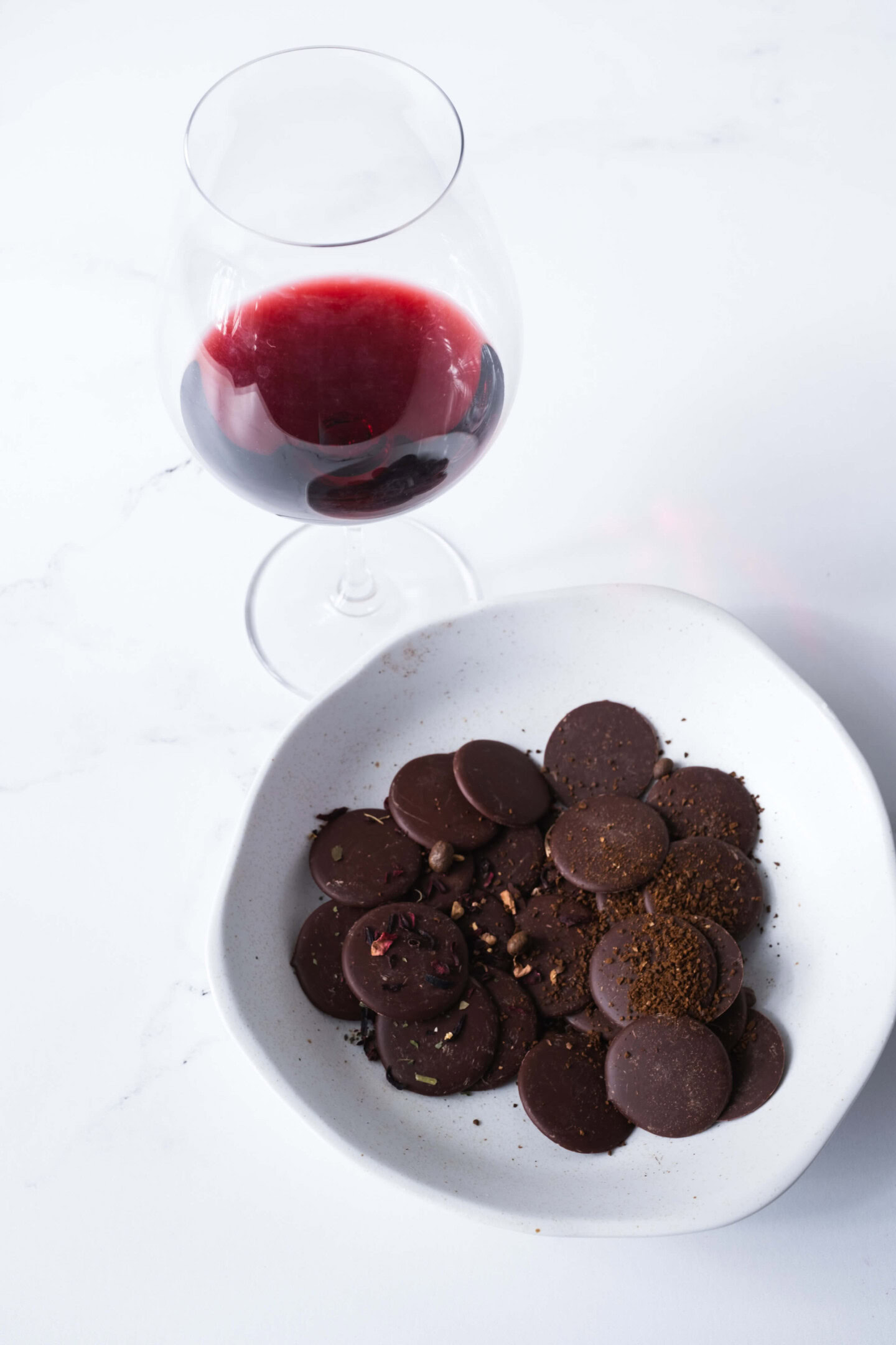 A Spooktacularly Delicious Guide to 10 Halloween Treat & Wine Pairings ...